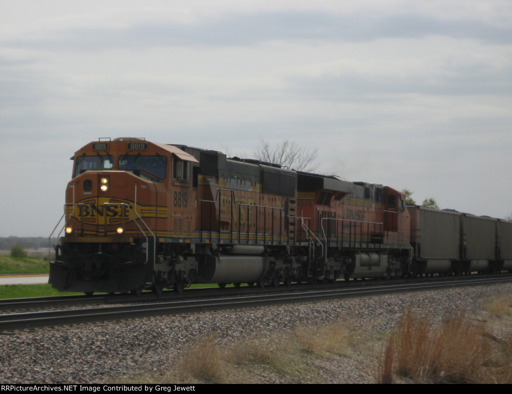 BNSF 8819